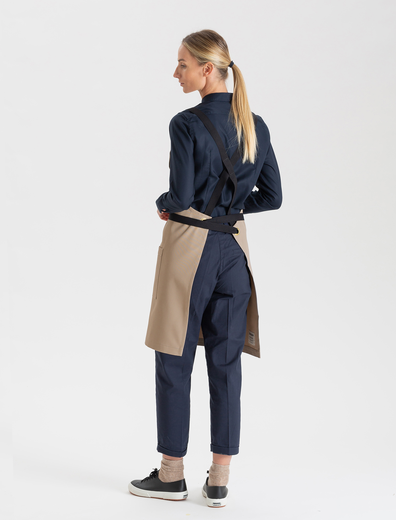 Sand Cross-Back apron - Qooqer