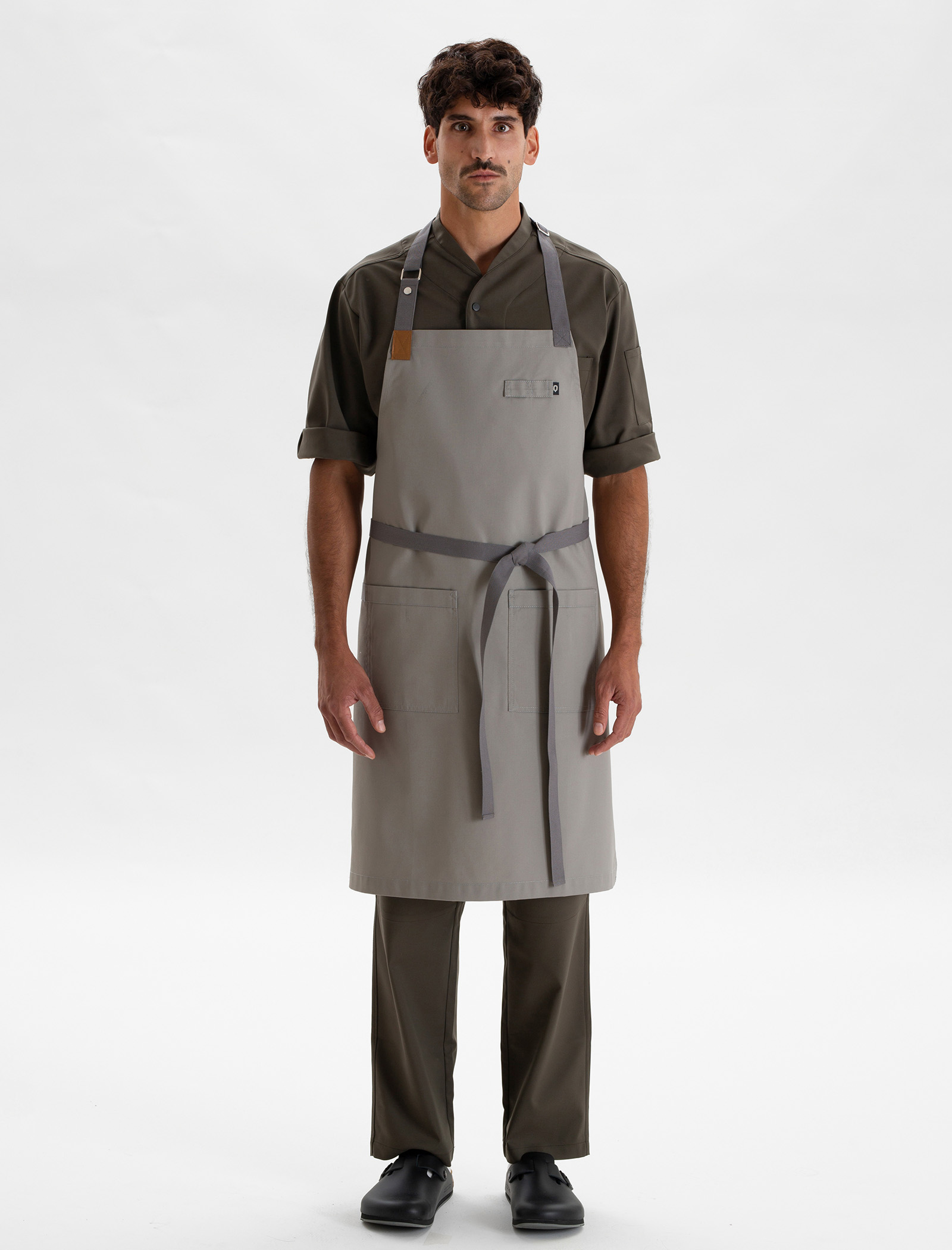 Grey chef's apron with avant-garde style. - Qooqer