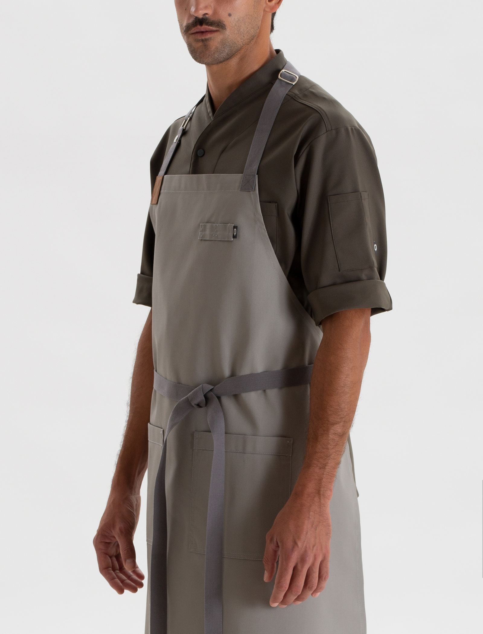 Delantal profesional gris - Funcionalidad y estilo - Qooqer