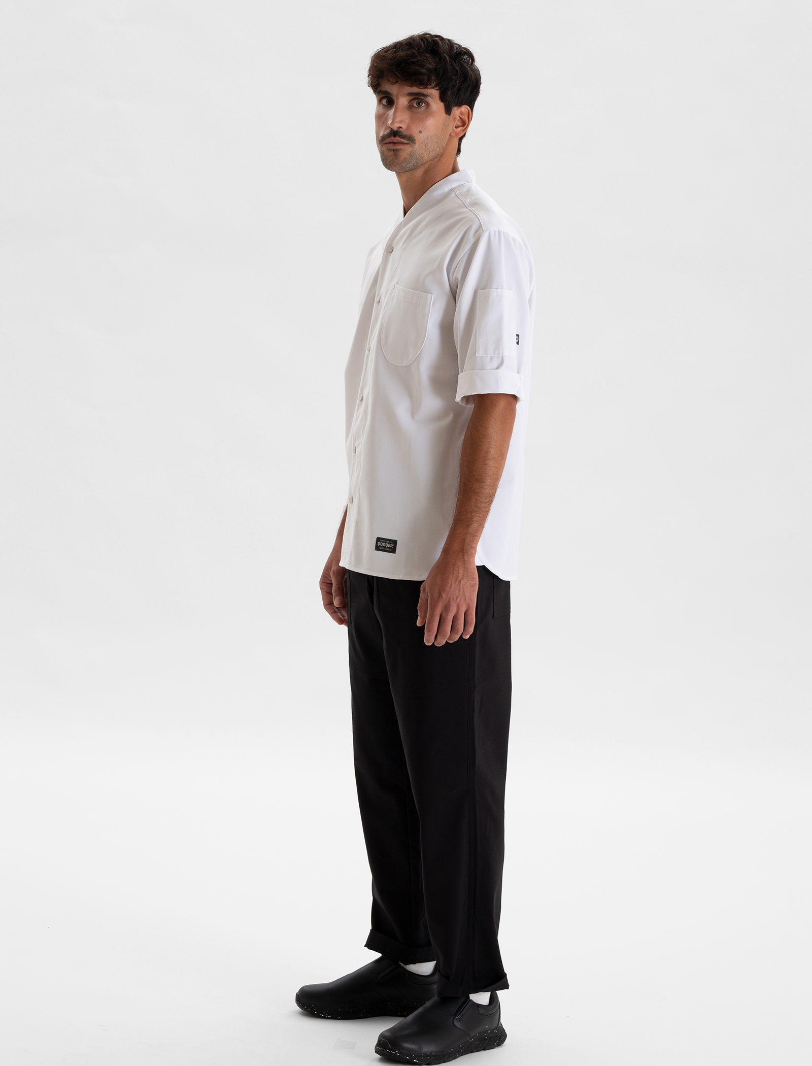 Stylish and functional white kitchen jacket. - Qooqer