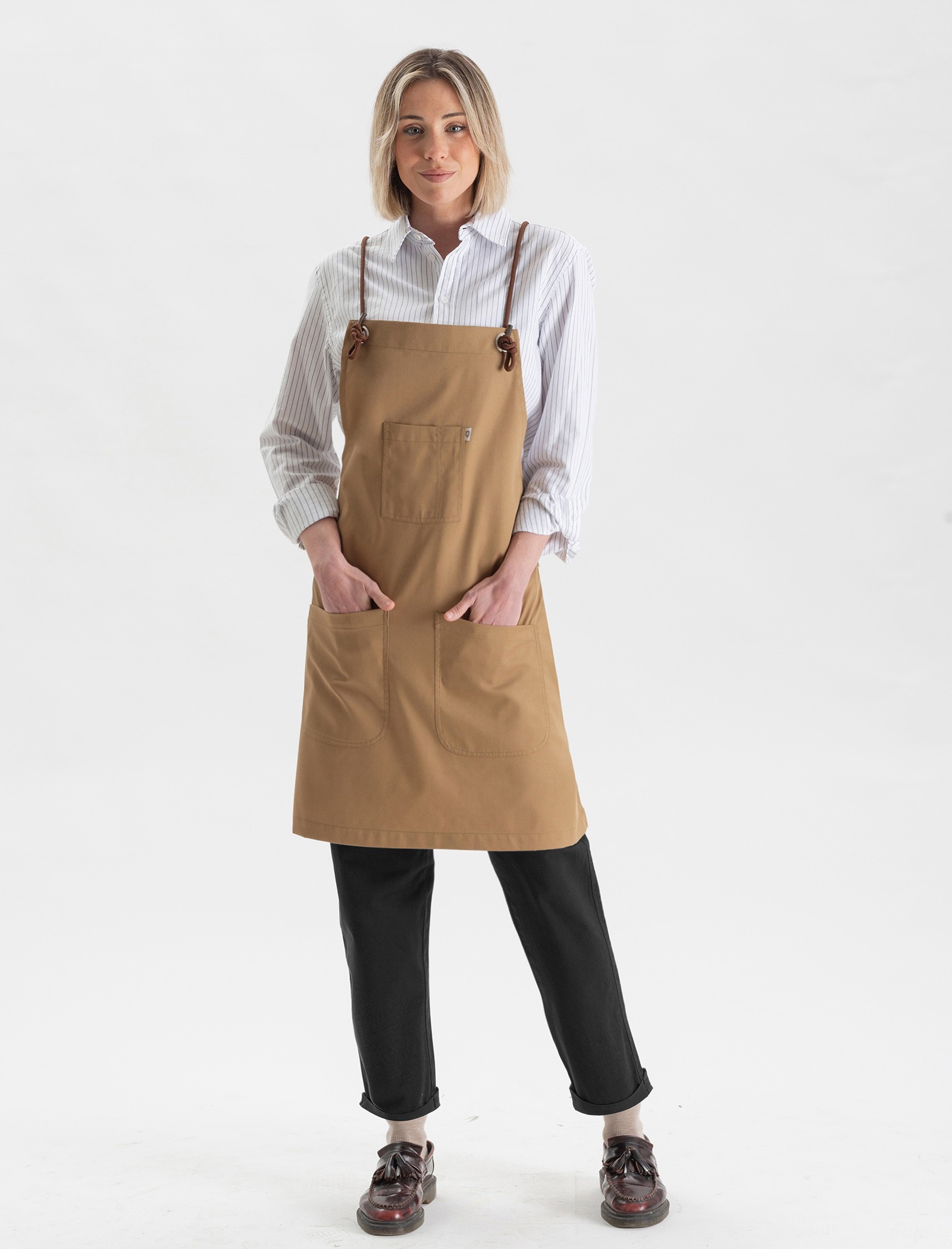 Sand Cross Back Apron - Qooqer
